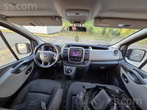 Melns Renault Trafic 2017 Daugavpils, ar dzinēja tilpumu 1.60 L un nobraukumu 0 tūkst. km par 13999 €, foto 18 vietnē AUTOMOTO.COM.LV