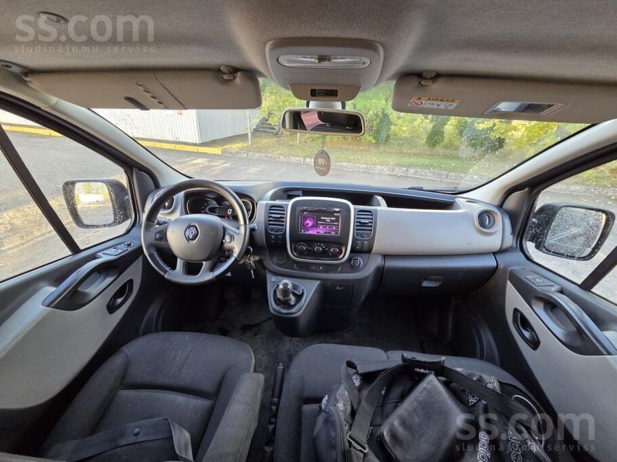 Melns Renault Trafic 2017 Daugavpils, ar dzinēja tilpumu 1.60 L un nobraukumu 0 tūkst. km par 13999 €, foto 18 vietnē AUTOMOTO.COM.LV