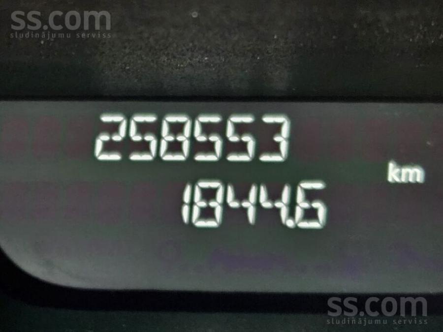 Melns Renault Trafic 2017 Daugavpils, ar dzinēja tilpumu 1.60 L un nobraukumu 0 tūkst. km par 13999 €, foto 22 vietnē AUTOMOTO.COM.LV