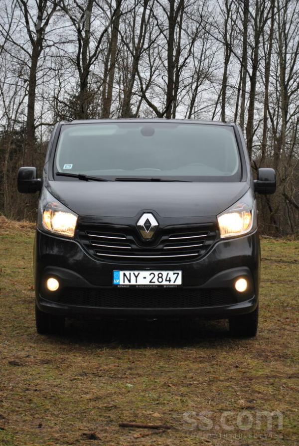 Black Renault Trafic 2018 in Tukums, with an engine capacity of 1.60 L and mileage of 168 thousand km for 12500 €, photo 1 on AUTOMOTO.COM.LV