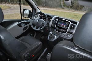 Black Renault Trafic 2018 in Tukums, with an engine capacity of 1.60 L and mileage of 168 thousand km for 12500 €, photo 12 on AUTOMOTO.COM.LV