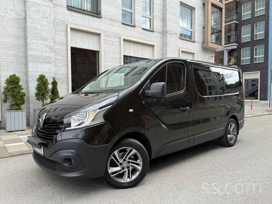 Melns Renault Trafic 2018 Tallina, ar dzinēja tilpumu 1.60 L un nobraukumu 242 tūkst. km par 11550 €, foto 10 vietnē AUTOMOTO.COM.LV