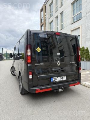 Melns Renault Trafic 2018 Tallina, ar dzinēja tilpumu 1.60 L un nobraukumu 242 tūkst. km par 11550 €, foto 13 vietnē AUTOMOTO.COM.LV