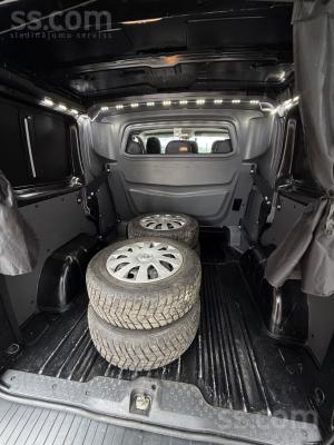 Melns Renault Trafic 2018 Tallina, ar dzinēja tilpumu 1.60 L un nobraukumu 242 tūkst. km par 11550 €, foto 18 vietnē AUTOMOTO.COM.LV