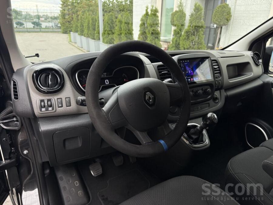 Melns Renault Trafic 2018 Tallina, ar dzinēja tilpumu 1.60 L un nobraukumu 242 tūkst. km par 11550 €, foto 21 vietnē AUTOMOTO.COM.LV