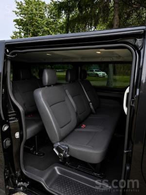 Melns Renault Trafic 2019 Rīga, ar dzinēja tilpumu 1.60 L un nobraukumu 150 tūkst. km par 16200 €, foto 7 vietnē AUTOMOTO.COM.LV