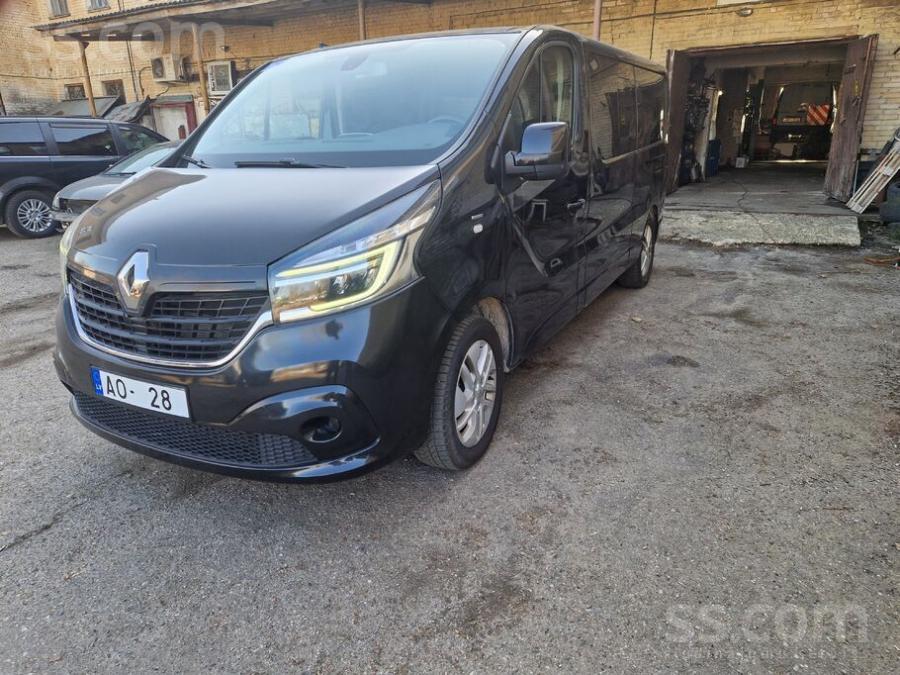 Melns Renault Trafic 2019 Rīga, ar dzinēja tilpumu 2.00 L un nobraukumu 171 tūkst. km par 15750 €, foto 1 vietnē AUTOMOTO.COM.LV