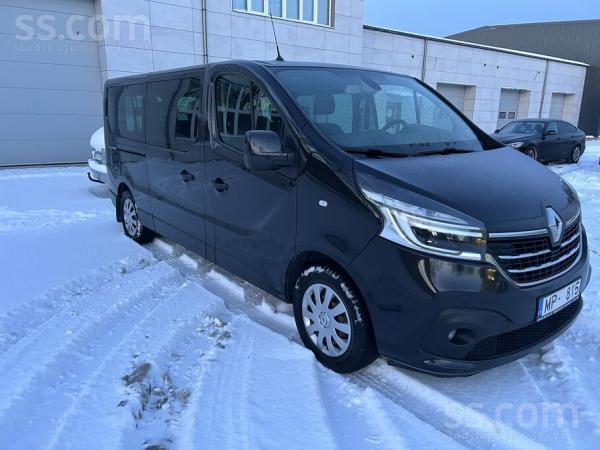 Black Renault Trafic 2020 in Kuldiga, with an engine capacity of 2.00 L and mileage of 186 thousand km for 19900 €, photo 3 on AUTOMOTO.COM.LV