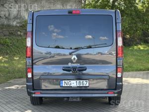 Black Renault Trafic 2022 in Riga, with an engine capacity of 2.00 L and mileage of 55 thousand km for 38950 €, photo 5 on AUTOMOTO.COM.LV