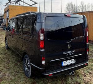 Melns Renault Trafic 2022 Rīga, ar dzinēja tilpumu 2.00 L un nobraukumu 127 tūkst. km par 24495 €, foto 16 vietnē AUTOMOTO.COM.LV