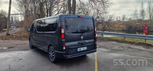 Melns Renault Trafic 2023 Rīga, ar dzinēja tilpumu 2.00 L un nobraukumu 230 tūkst. km par 30500 €, foto 3 vietnē AUTOMOTO.COM.LV