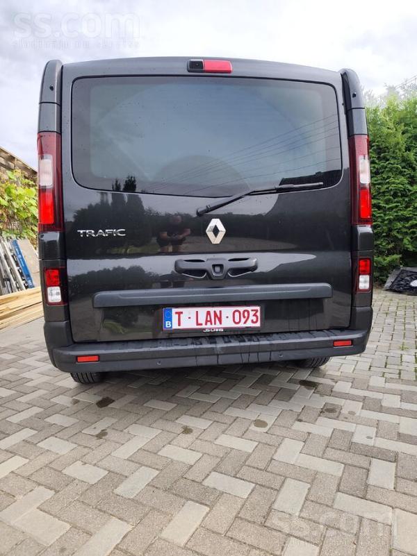 Black Renault Trafic 2023 in Telschi, with an engine capacity of 2.00 L and mileage of 0 thousand km for 21500 €, photo 4 on AUTOMOTO.COM.LV