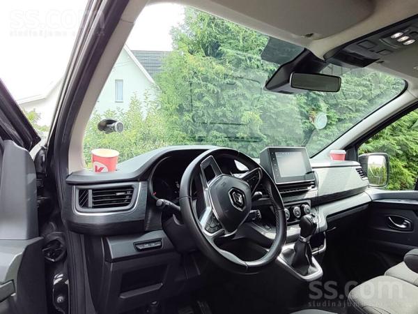 Black Renault Trafic 2023 in Telschi, with an engine capacity of 2.00 L and mileage of 0 thousand km for 21500 €, photo 8 on AUTOMOTO.COM.LV