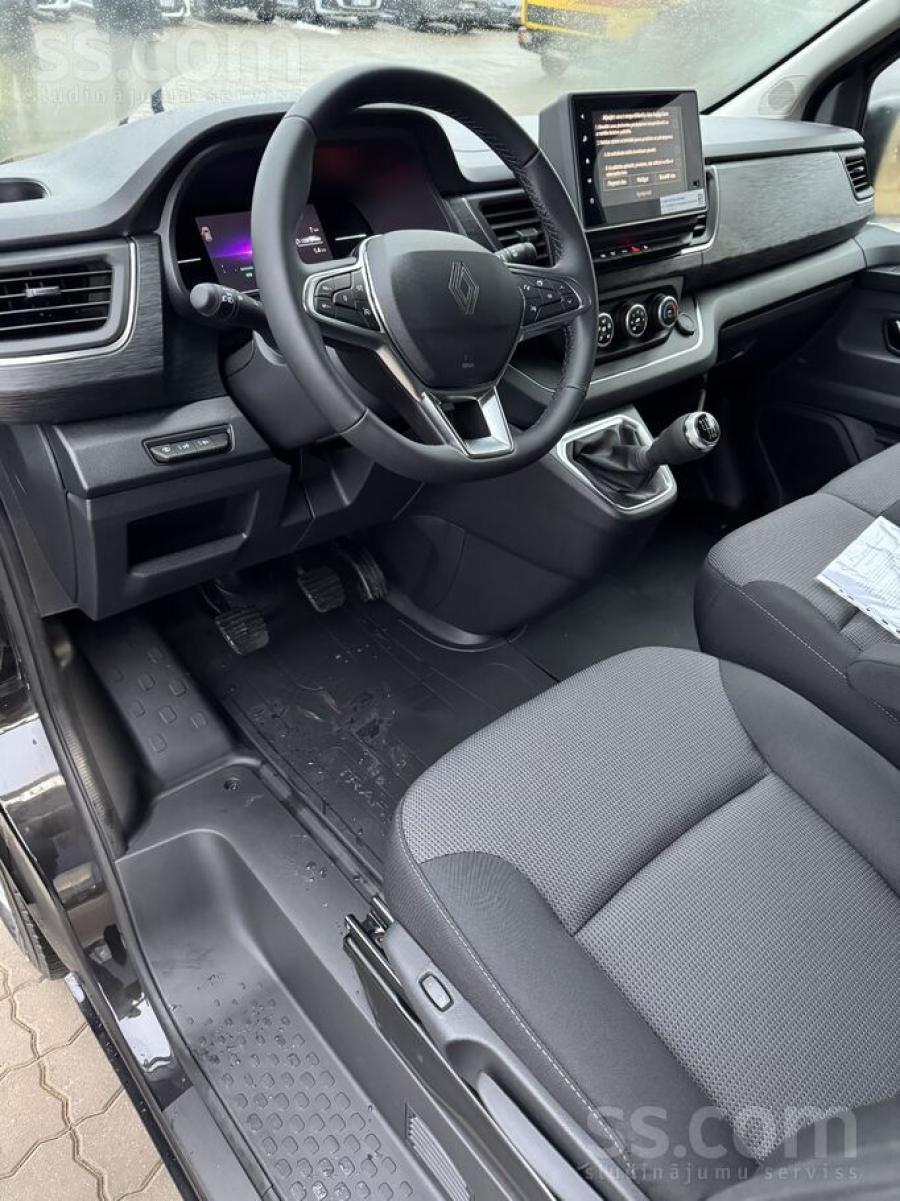 Black Renault Trafic 2025 in Bauska, with an engine capacity of 2.00 L and mileage of 210 thousand km for 31000 €, photo 3 on AUTOMOTO.COM.LV