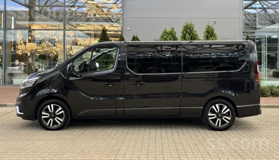 Black Renault Trafic 2025 in Riga, with an engine capacity of 2.00 L and mileage of 152 thousand km for 33500 €, photo 7 on AUTOMOTO.COM.LV