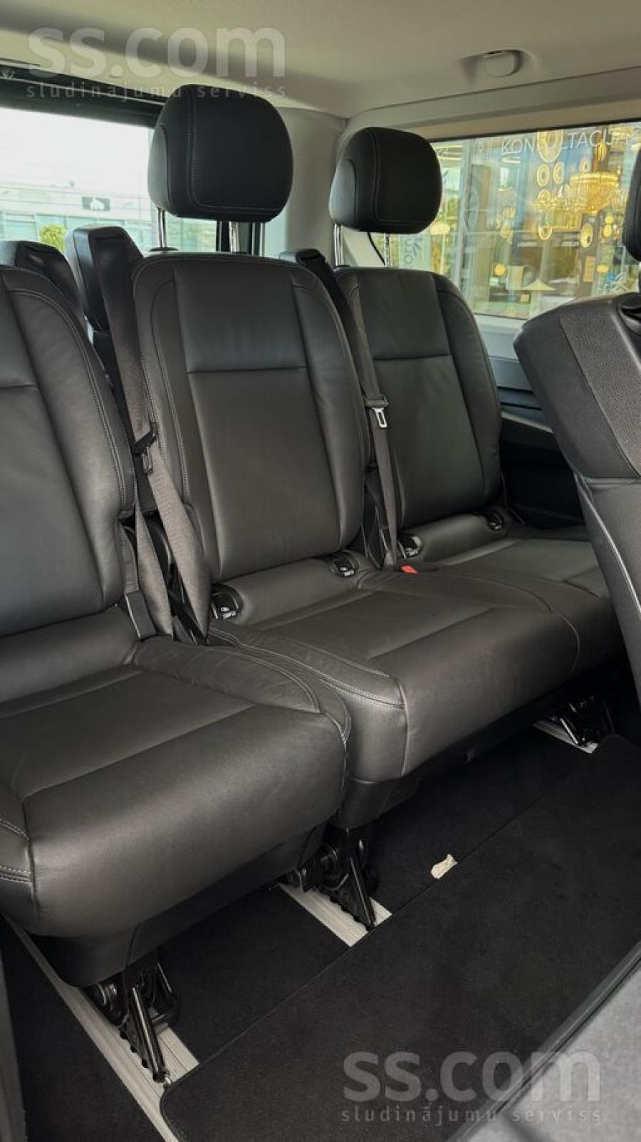 Black Renault Trafic 2025 in Riga, with an engine capacity of 2.00 L and mileage of 152 thousand km for 33500 €, photo 14 on AUTOMOTO.COM.LV