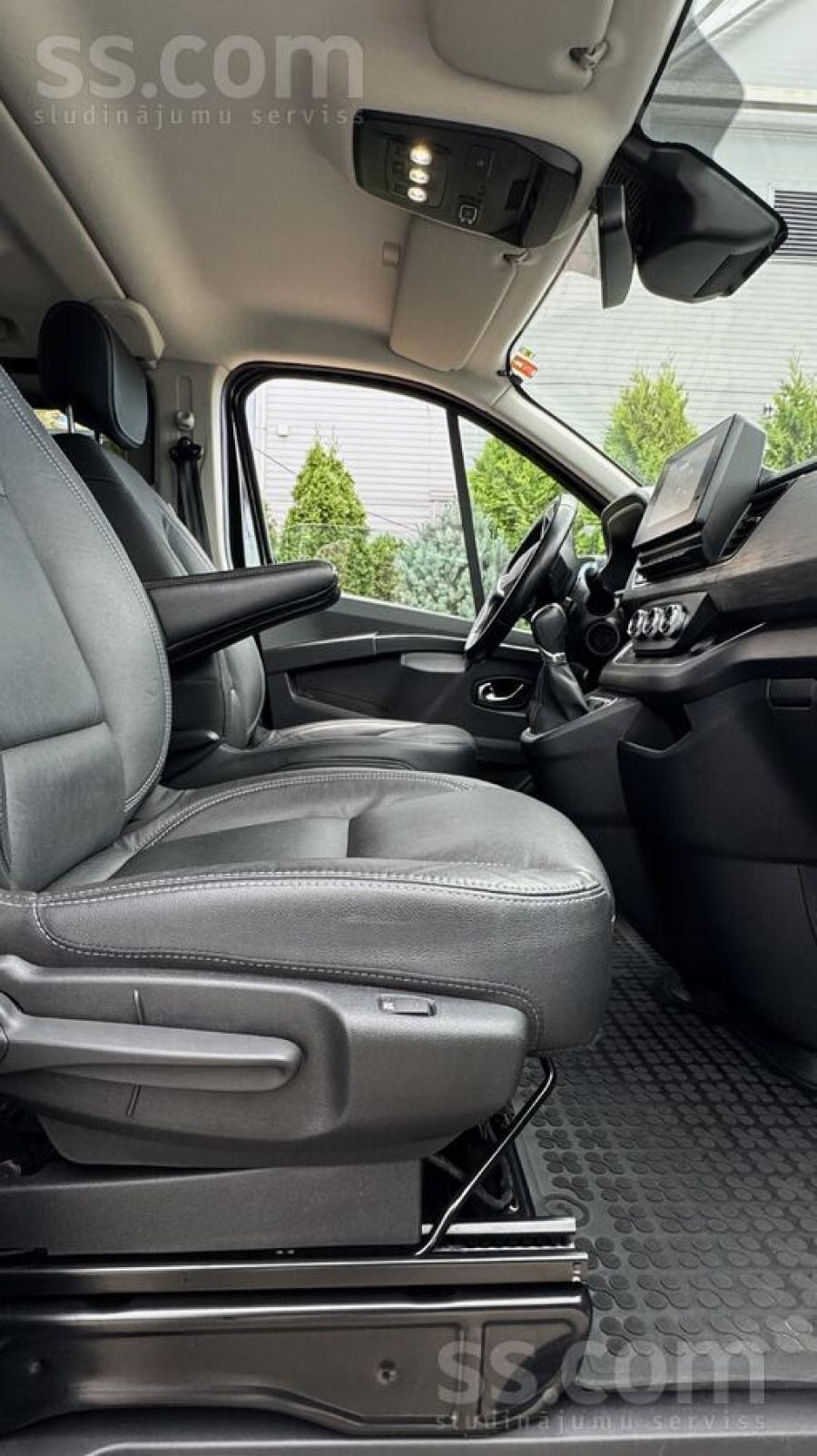 Black Renault Trafic 2025 in Riga, with an engine capacity of 2.00 L and mileage of 152 thousand km for 33500 €, photo 16 on AUTOMOTO.COM.LV