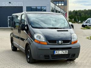 Black Renault Trafic 2005 in Riga, with an engine capacity of 2.50 L and mileage of 265 thousand km for 2500 €, photo 6 on AUTOMOTO.COM.LV