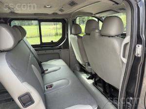 Black Renault Trafic 2005 in Riga, with an engine capacity of 2.50 L and mileage of 265 thousand km for 2500 €, photo 12 on AUTOMOTO.COM.LV