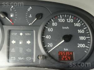 Black Renault Trafic 2005 in Riga, with an engine capacity of 2.50 L and mileage of 265 thousand km for 2500 €, photo 16 on AUTOMOTO.COM.LV