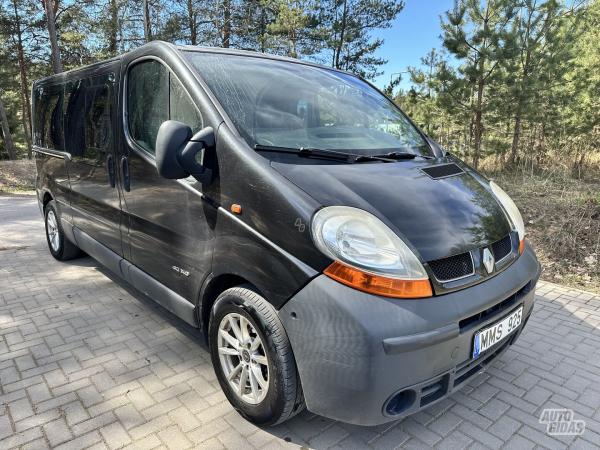 Black Renault Trafic 2007 in Vilnius, with an engine capacity of 2.50 L and mileage of 400 thousand km for 3750 €, photo 2 on AUTOMOTO.COM.LV