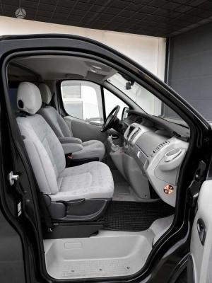 Black Renault Trafic 2008 in Vilnius, with an engine capacity of 2.46 L and mileage of 291 thousand km for 7650 €, photo 12 on AUTOMOTO.COM.LV