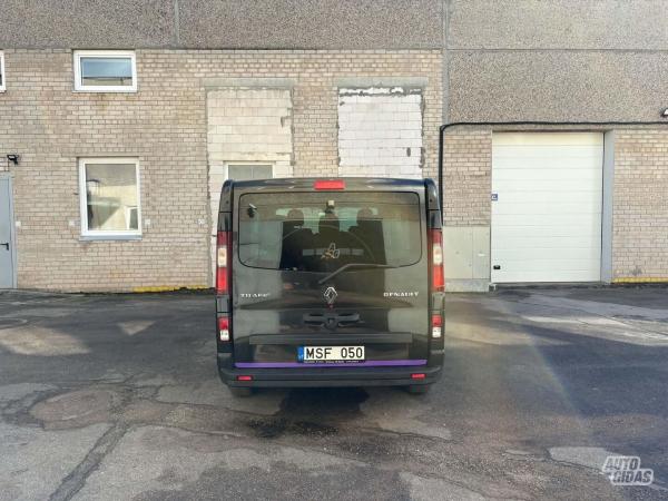 Melns Renault Trafic 2015 Šauļi, ar dzinēja tilpumu 1.60 L un nobraukumu 275 tūkst. km par 11350 €, foto 7 vietnē AUTOMOTO.COM.LV