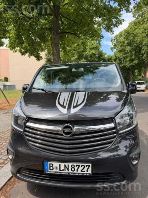 Melns Renault Trafic 2018 Rīga, ar dzinēja tilpumu 1.60 L un nobraukumu 166 tūkst. km par 18499 €, foto  vietnē AUTOMOTO.COM.LV