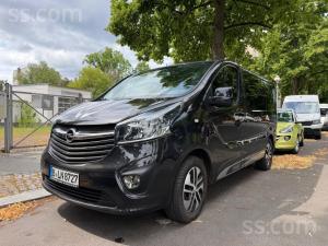 Black Renault Trafic 2018 in Riga, with an engine capacity of 1.60 L and mileage of 166 thousand km for 18499 €, photo 4 on AUTOMOTO.COM.LV