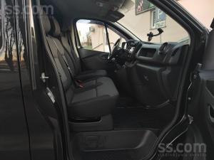 Black Renault Trafic 2019 in Cesis, with an engine capacity of 2.00 L and mileage of 271 thousand km for 12950 €, photo 21 on AUTOMOTO.COM.LV