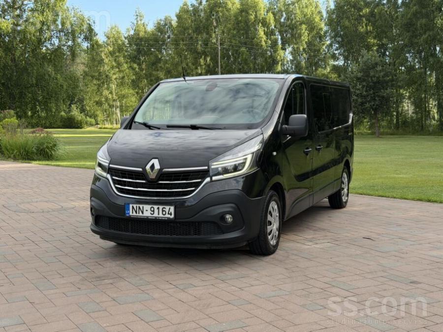 Black Renault Trafic 2020 in Riga, with an engine capacity of 2.00 L and mileage of 264 thousand km for 15600 €, photo 1 on AUTOMOTO.COM.LV