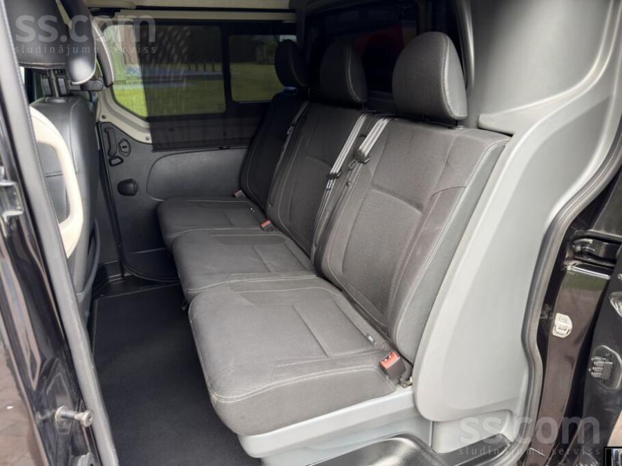 Black Renault Trafic 2020 in Riga, with an engine capacity of 2.00 L and mileage of 264 thousand km for 15600 €, photo 8 on AUTOMOTO.COM.LV