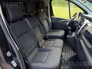 Black Renault Trafic 2020 in Riga, with an engine capacity of 2.00 L and mileage of 264 thousand km for 15600 €, photo 12 on AUTOMOTO.COM.LV