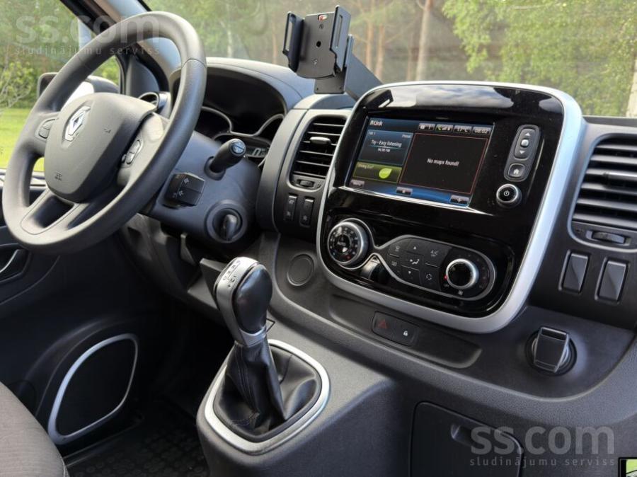 Black Renault Trafic 2020 in Riga, with an engine capacity of 2.00 L and mileage of 264 thousand km for 15600 €, photo 18 on AUTOMOTO.COM.LV
