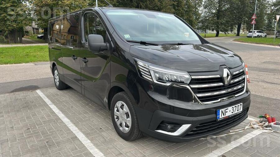 Black Renault Trafic 2022 in Riga, with an engine capacity of 2.00 L and mileage of 110 thousand km for 22900 €, photo 3 on AUTOMOTO.COM.LV