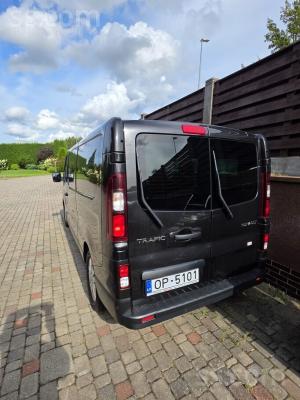 Black Renault Trafic 2023 in Cesis, with an engine capacity of 2.00 L and mileage of 0 thousand km for 19999 €, photo 4 on AUTOMOTO.COM.LV