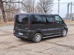 Melns Renault Trafic 2006 Kohtla-Jerve, ar dzinēja tilpumu 1.90 L un nobraukumu 437 tūkst. km par 3200 €, foto 3 vietnē AUTOMOTO.COM.LV