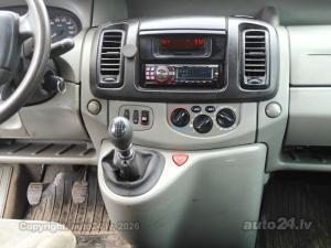 Melns Renault Trafic 2006 Kohtla-Jerve, ar dzinēja tilpumu 1.90 L un nobraukumu 437 tūkst. km par 3200 €, foto 7 vietnē AUTOMOTO.COM.LV