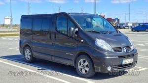 Melns Renault Trafic 2006 Tallina, ar dzinēja tilpumu 2.00 L un nobraukumu 466 tūkst. km par 3900 €, foto  vietnē AUTOMOTO.COM.LV