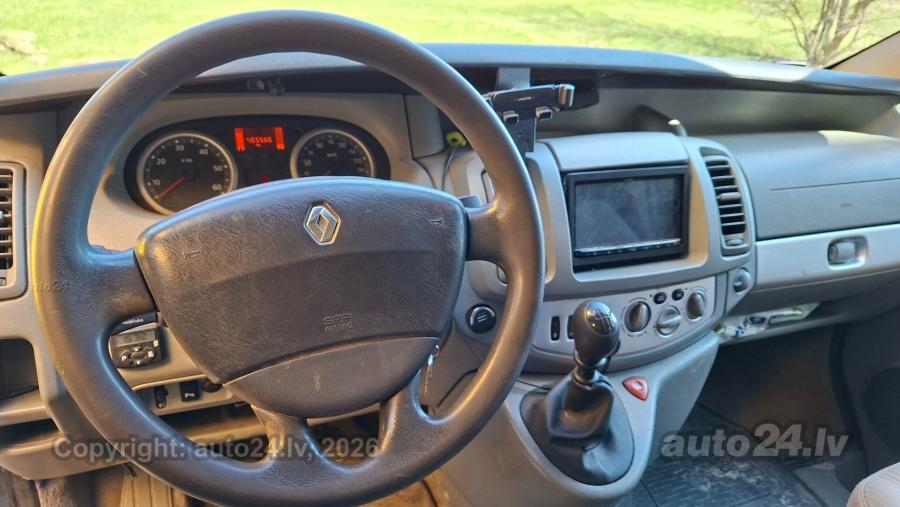 Melns Renault Trafic 2006 Tallina, ar dzinēja tilpumu 2.00 L un nobraukumu 466 tūkst. km par 3900 €, foto 7 vietnē AUTOMOTO.COM.LV