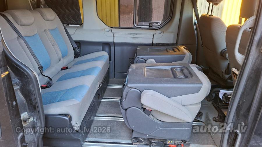 Melns Renault Trafic 2006 Tallina, ar dzinēja tilpumu 2.00 L un nobraukumu 466 tūkst. km par 3900 €, foto 12 vietnē AUTOMOTO.COM.LV