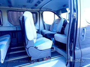 Black Renault Trafic 2006 in Tallinn, with an engine capacity of 2.00 L and mileage of 464 thousand km for 5999 €, photo 12 on AUTOMOTO.COM.LV