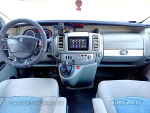 Black Renault Trafic 2006 in Tallinn, with an engine capacity of 2.00 L and mileage of 464 thousand km for 5999 €, photo 17 on AUTOMOTO.COM.LV