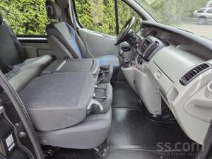 Black Renault Trafic 2008 in Bauska, with an engine capacity of 2.00 L and mileage of 0 thousand km for 4980 €, photo 12 on AUTOMOTO.COM.LV
