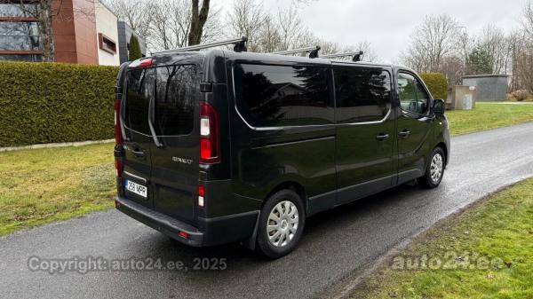 Melns Renault Trafic 2016 Tallina, ar dzinēja tilpumu 1.60 L un nobraukumu 190 tūkst. km par 12500 €, foto 2 vietnē AUTOMOTO.COM.LV