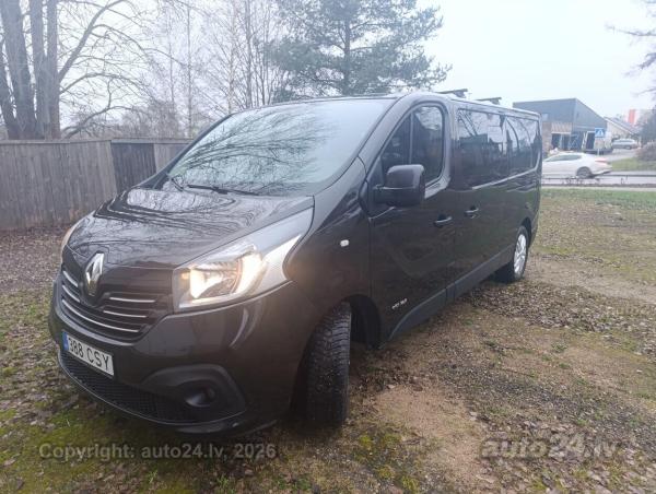Black Renault Trafic 2017 in Tallinn, with an engine capacity of 1.60 L and mileage of 251 thousand km for 14900 €, photo 7 on AUTOMOTO.COM.LV
