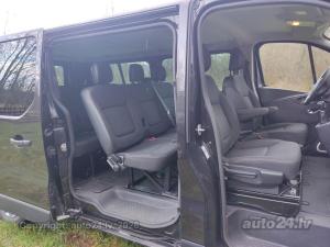 Black Renault Trafic 2020 in Tartu, with an engine capacity of 2.00 L and mileage of 195 thousand km for 23900 €, photo 4 on AUTOMOTO.COM.LV