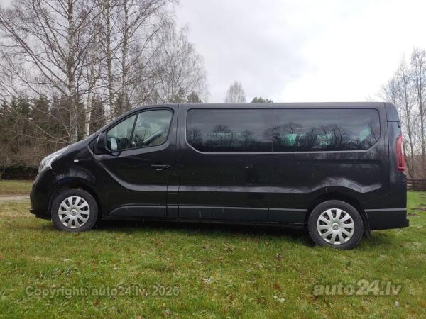 Black Renault Trafic 2020 in Tartu, with an engine capacity of 2.00 L and mileage of 195 thousand km for 23900 €, photo 8 on AUTOMOTO.COM.LV
