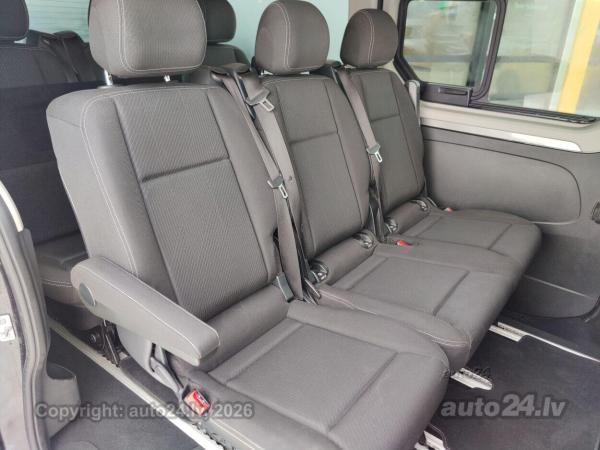 Black Renault Trafic 2020 in Tartu, with an engine capacity of 2.00 L and mileage of 257 thousand km for 22990 €, photo 10 on AUTOMOTO.COM.LV