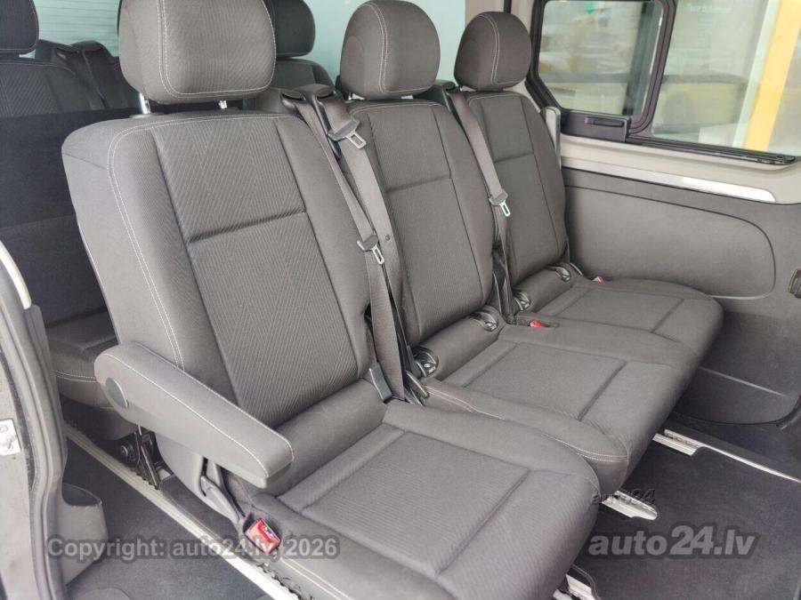 Black Renault Trafic 2020 in Tartu, with an engine capacity of 2.00 L and mileage of 257 thousand km for 22990 €, photo 10 on AUTOMOTO.COM.LV